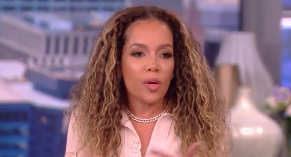 ‘The View’ Co-Host Sunny Hostin Forced To Read ‘Legal Note’ About Matt ...