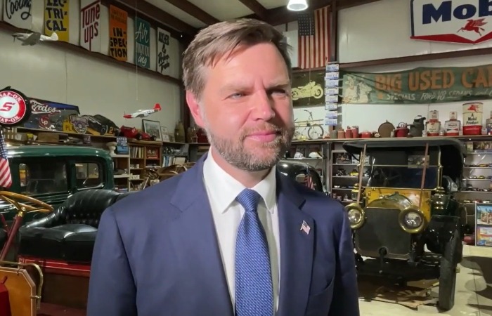 LOL! Vance Roasts Fauxcohontas Liz Warren On Columbus Day